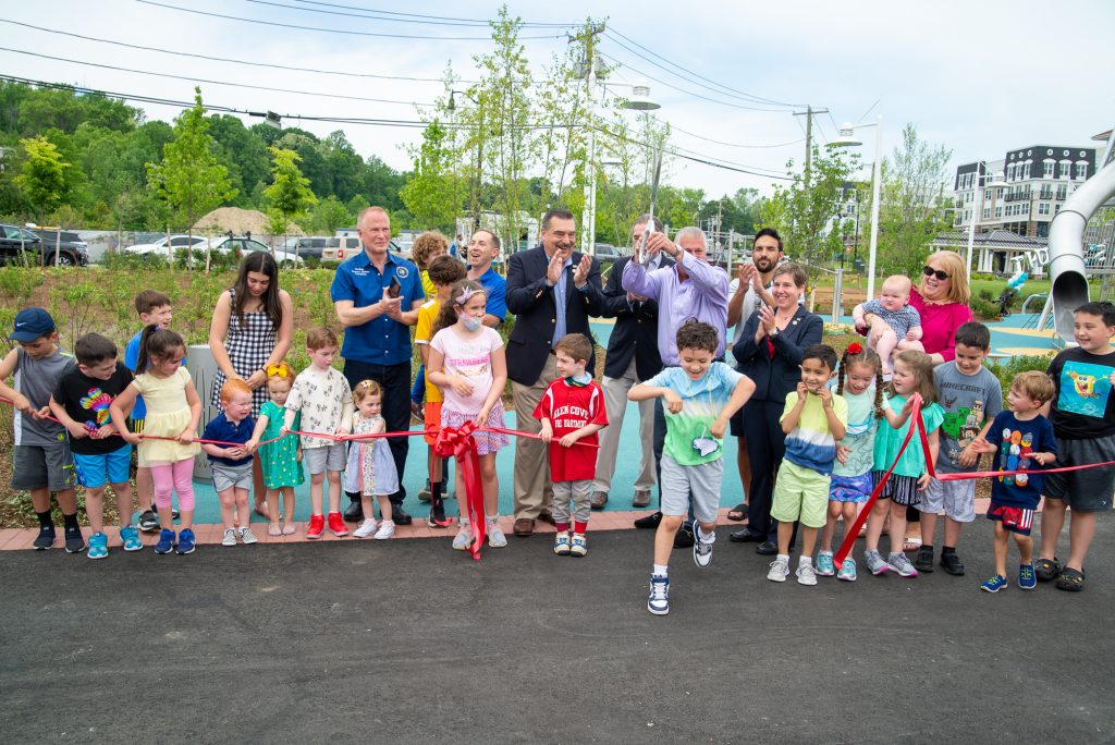 Goric's Towering Pyramid Gives Garvies Point a Signature Playground ...