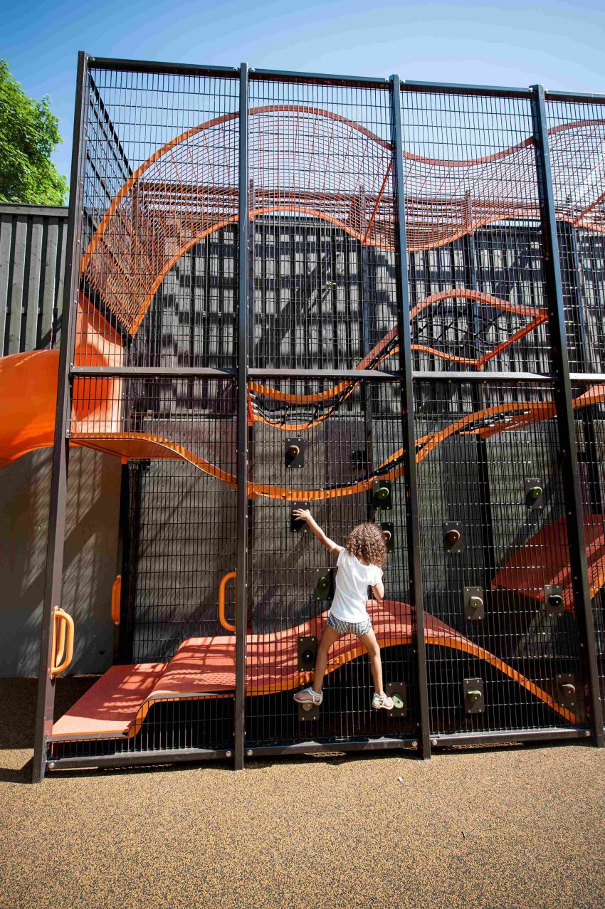 Wallholla 14 Module with External Slide - Goric Marketing Group USA, Inc.