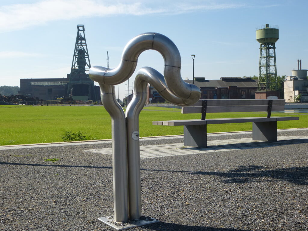 transformable sculpture (discounted trade show model) - Goric Marketing ...